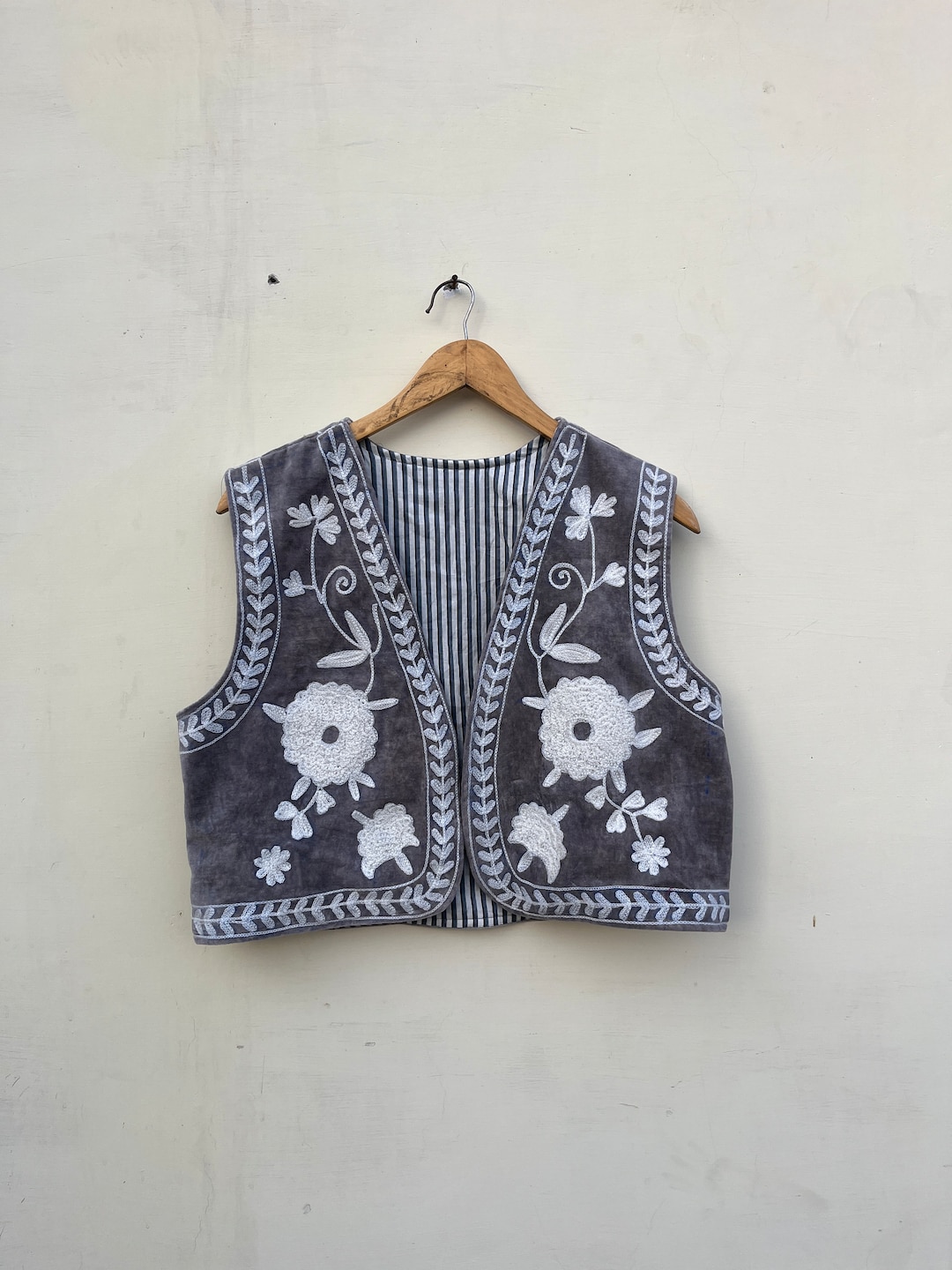 Plush Velvet Vest: Luxurious Style for Every Occasion - Etsy