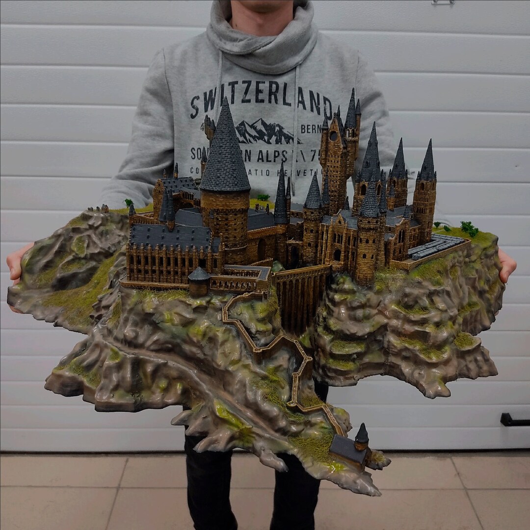 Hogwarts Castle Model Figurine Harry Potter Collectible Figure Hogwarts ...