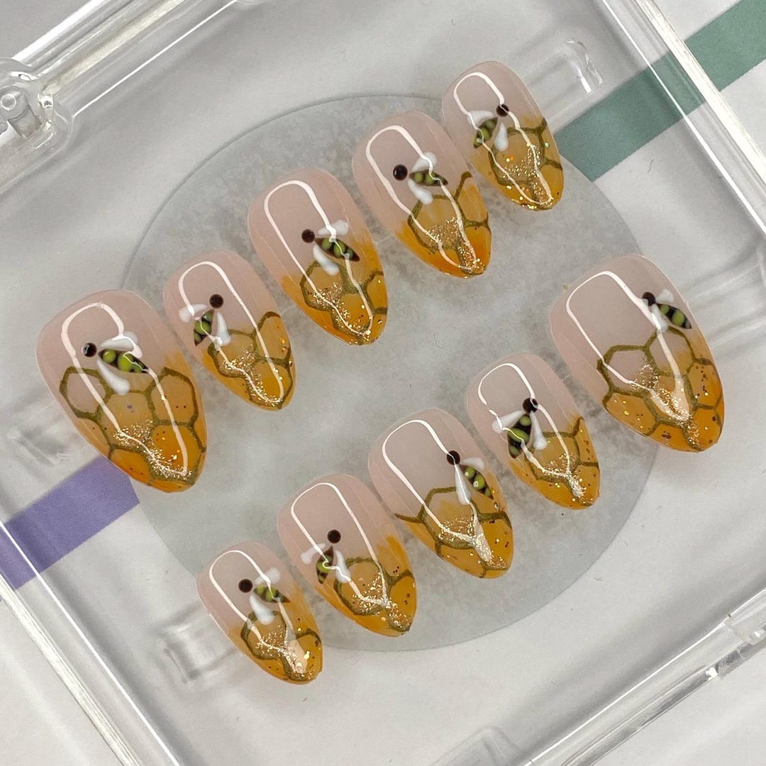 Holiday Honey Comb Design With Bees, Metallic Gold Comb, Orange Jelly ...