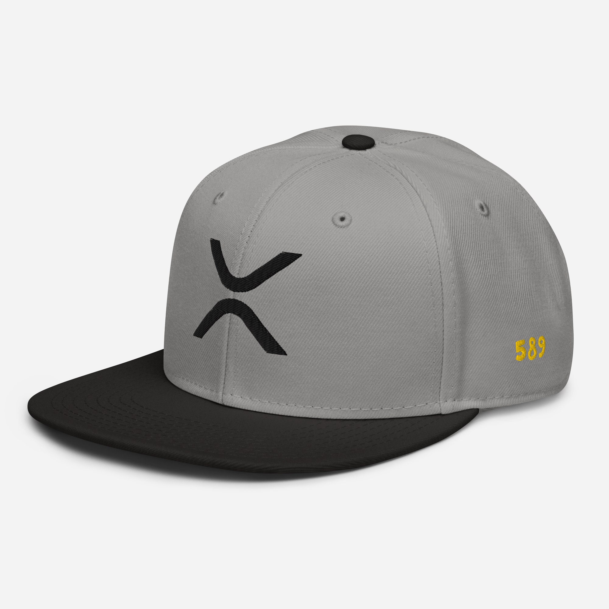 XRP 589 Rocket Ship Snapback Hat (white, Gray, Red Hat With Black Brim ...