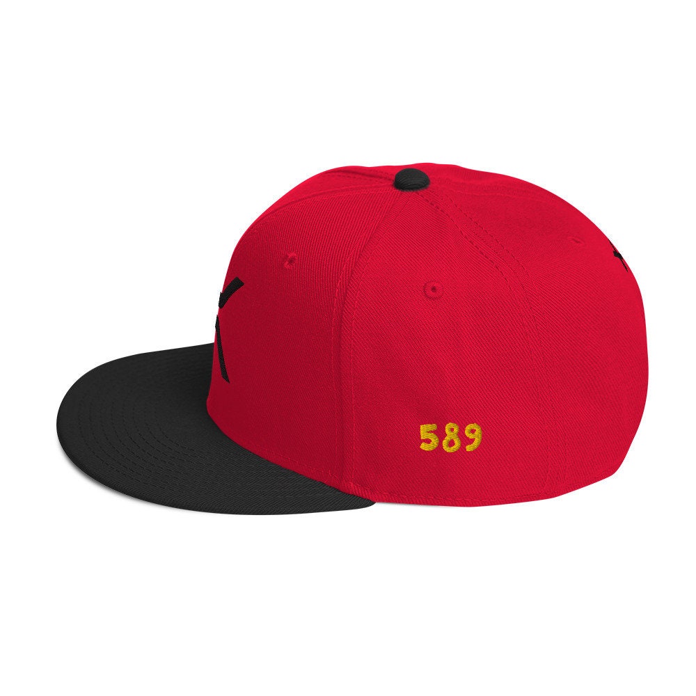 XRP 589 Rocket Ship Snapback Hat (white, Gray, Red Hat With Black Brim ...