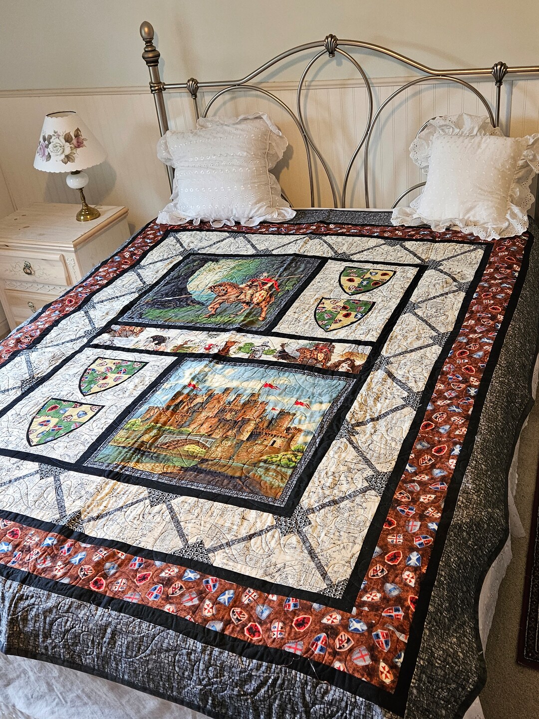 Castle and Knight Panel Quilt - Etsy