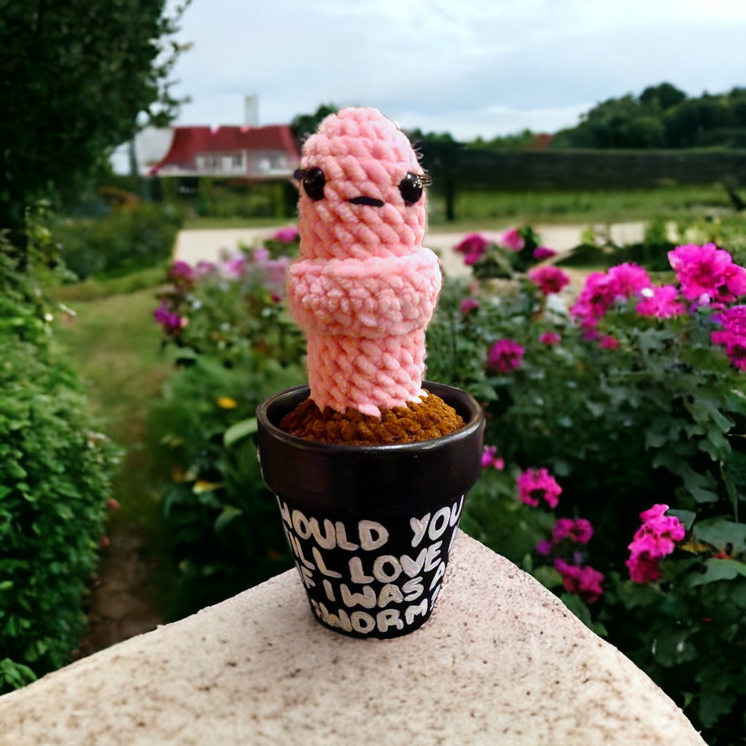 Worm Girlfriend Amigurumi Crochet Plush - Cozy Cryptid Co - Etsy