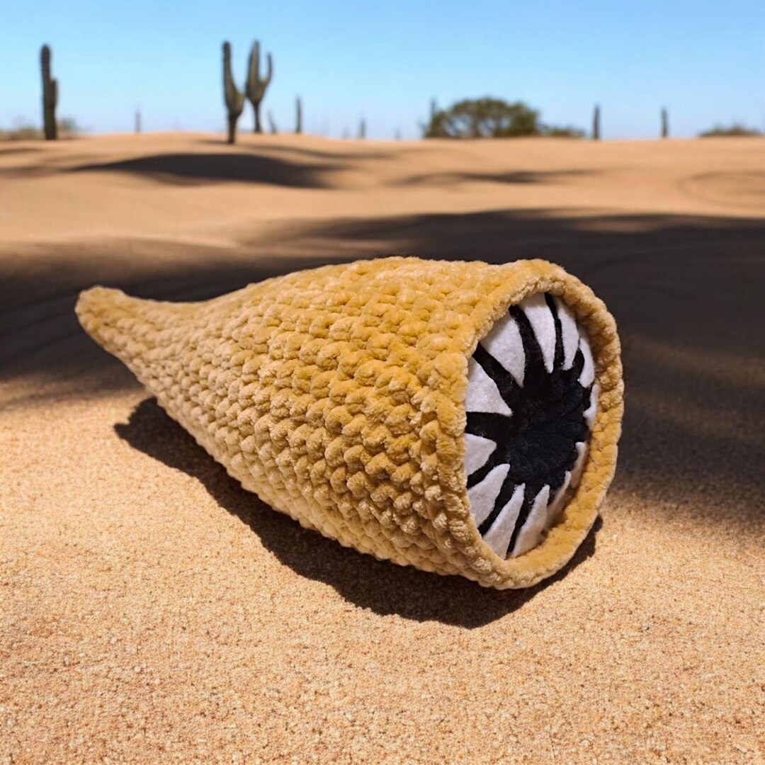 Sandworm Amigurumi Crochet Plush - Cozy Cryptid Co - Etsy