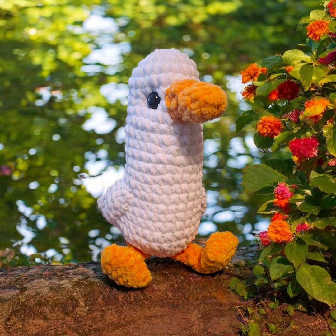 Goose Amigurumi Crochet Plush - Cozy Cryptid Co - Etsy