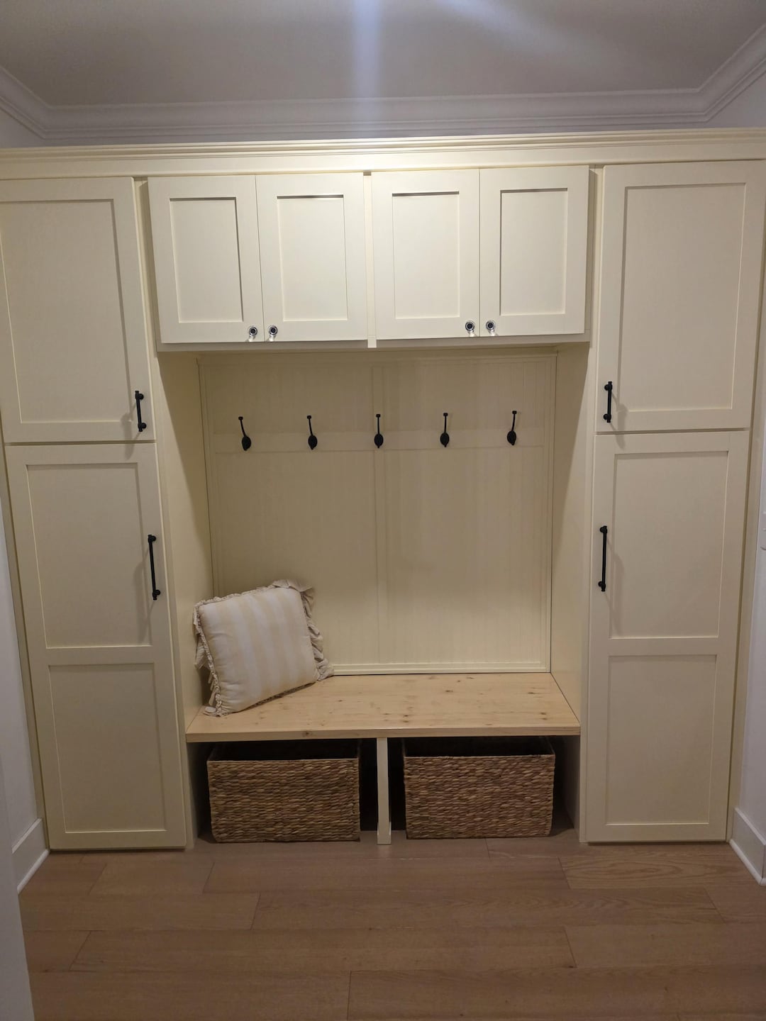 Halltree, Mudroom Locker, Entryway Furniture, Storage Bench. - Etsy