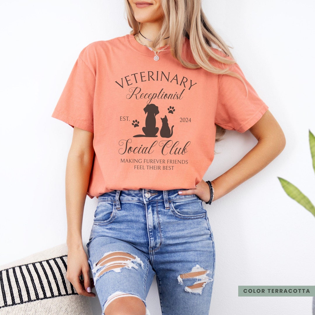 Personalized Vet Receptionist Shirt, Custom Veterinary Secretary Tee ...