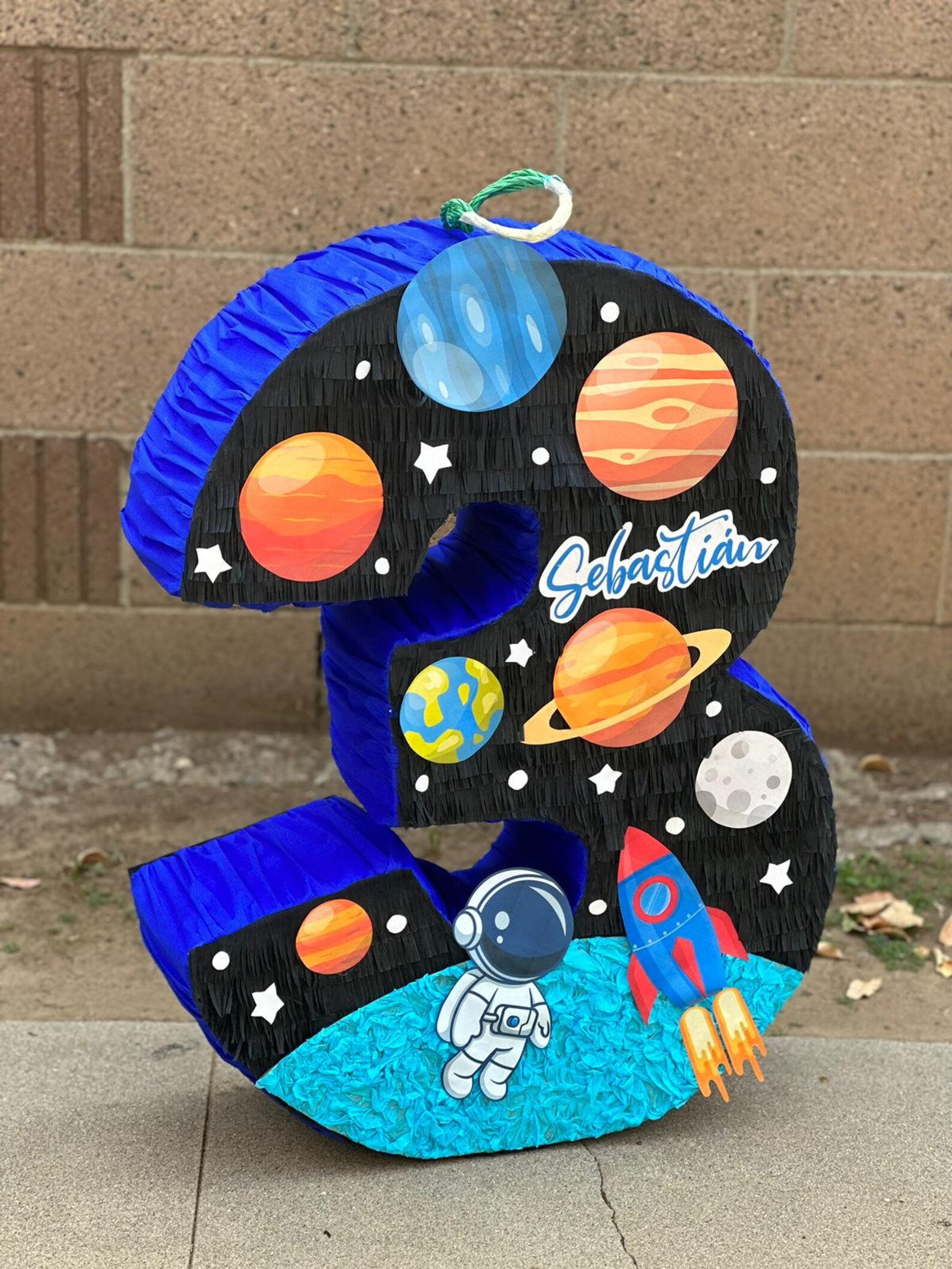 First Trip Around the World Pinata / Spaceship Piñata / Solar System ...