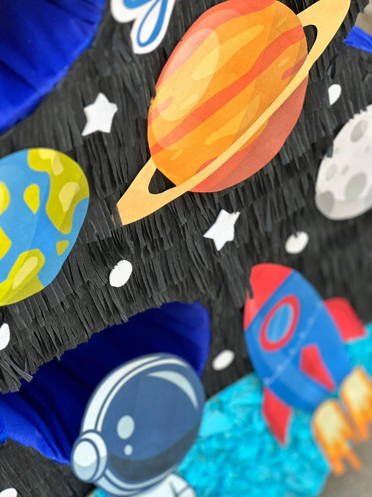 First Trip Around the World Pinata / Spaceship Piñata / Solar System ...