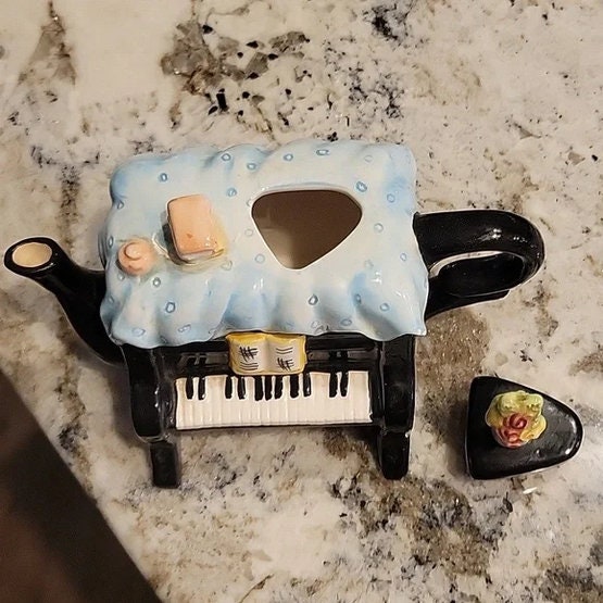 VINTAGE Ceramic Piano With Sheet Music Teapot - Etsy