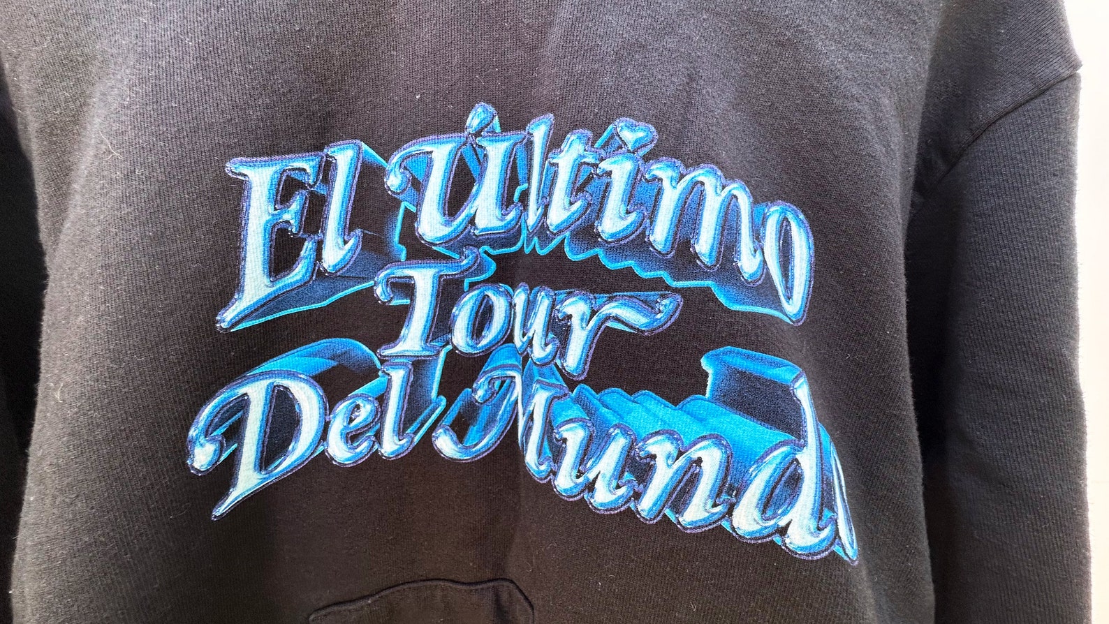 Small Bad Bunny El Ultimo Tour Del Mundo Hoodie, Bad Bunny Merch, Bad ...