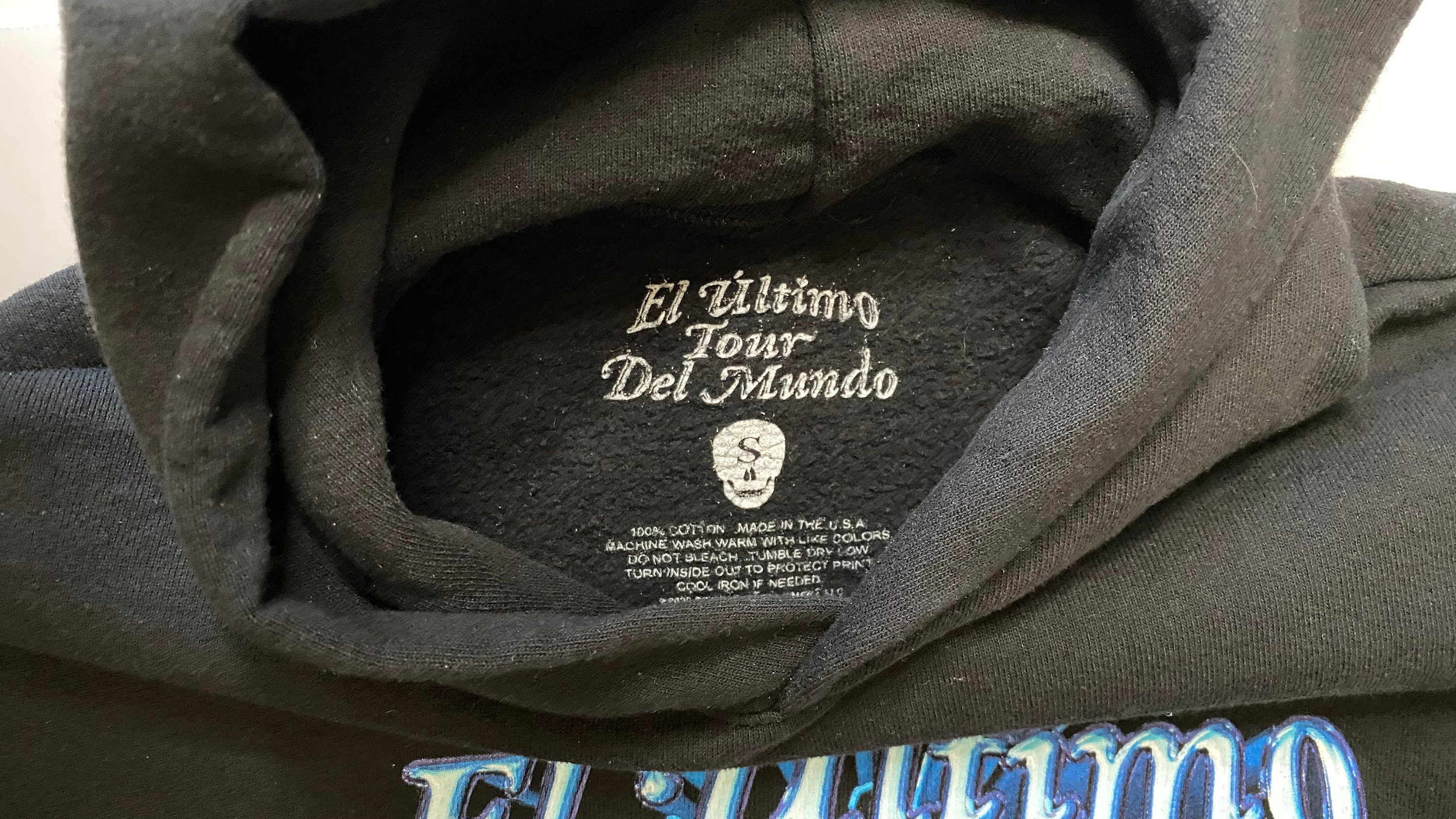 Small Bad Bunny El Ultimo Tour Del Mundo Hoodie, Bad Bunny Merch, Bad ...