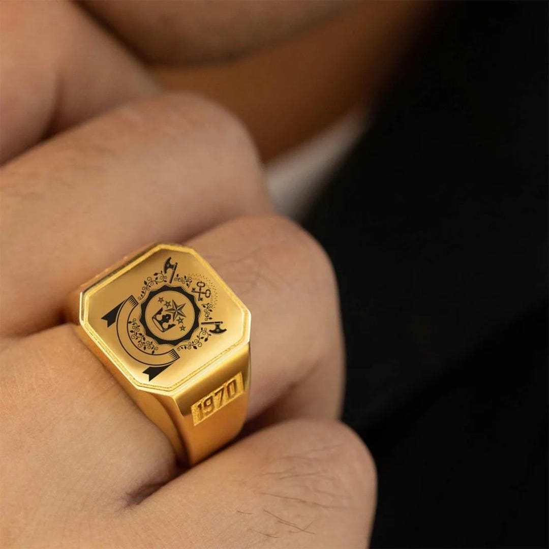 Custom Engraved Men's Class Ring With Custom College Logo + Inner ...