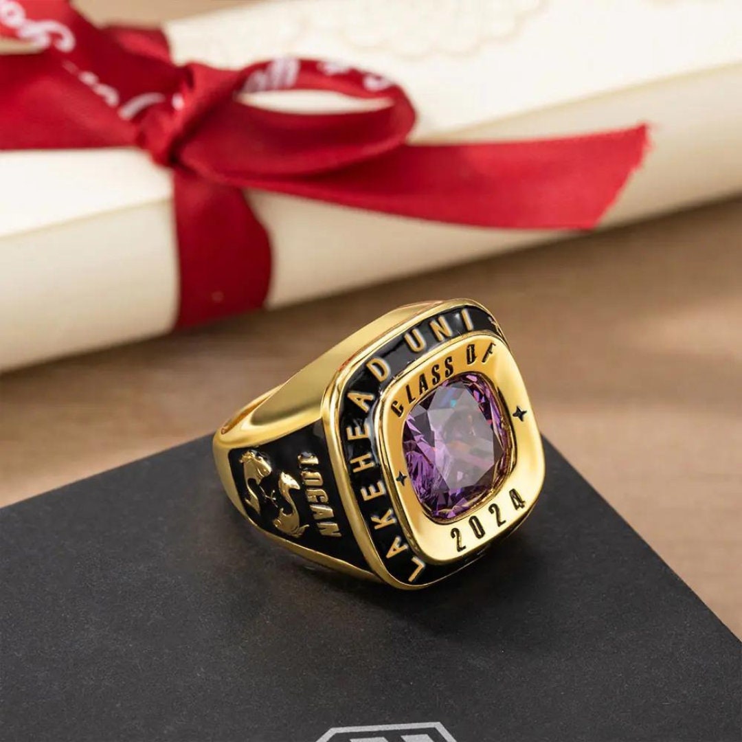 Men's Graudation Class Ring W Personalized Engravings + Birthstone ...