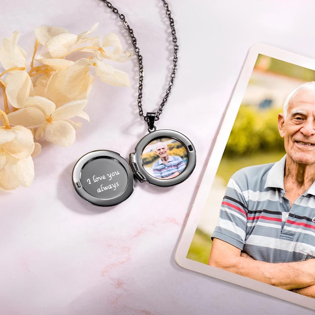 Personalized Fingerprint Engraving Locket Necklace With Custom Photos ...