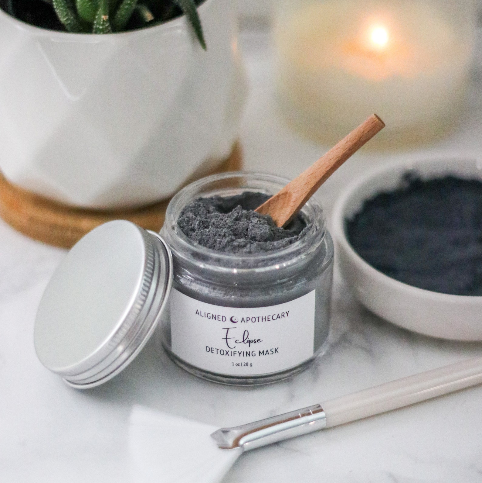 Activated Charcoal Clay Mask Eclipse Deep Pore Cleansing Mask Detoxing ...