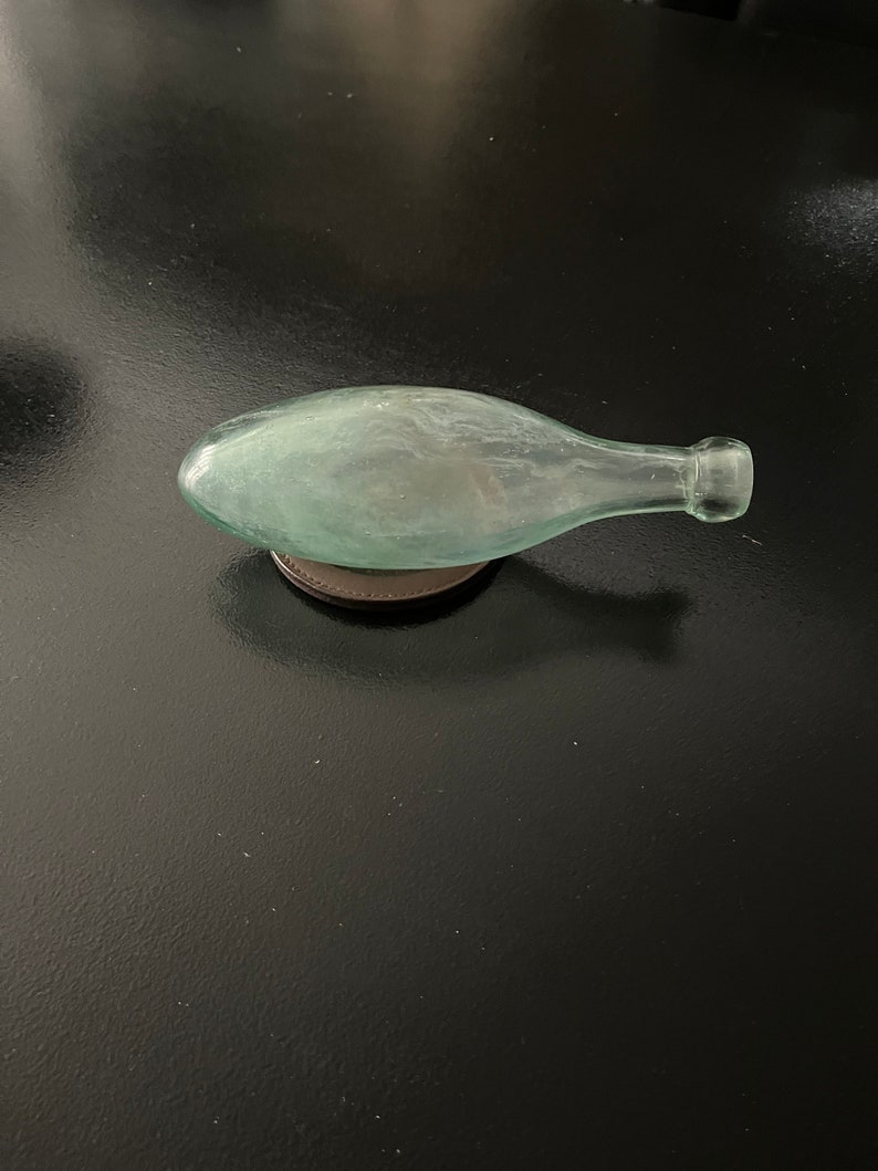 Mid 18th Century Glass Bottle - Etsy
