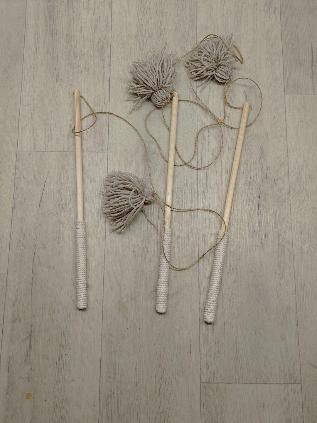 Cat Toys, Hand-held Fishing Rod Toy for Cats With Woolen Lure – Ideal ...