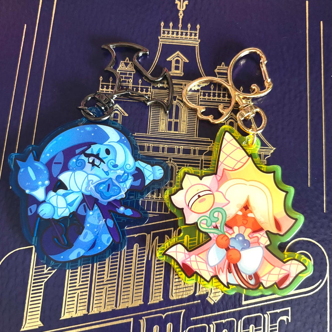 Cookie Run Kingdom Shadow Milk Cookie and Pure Vanilla Cookie Keychains ...