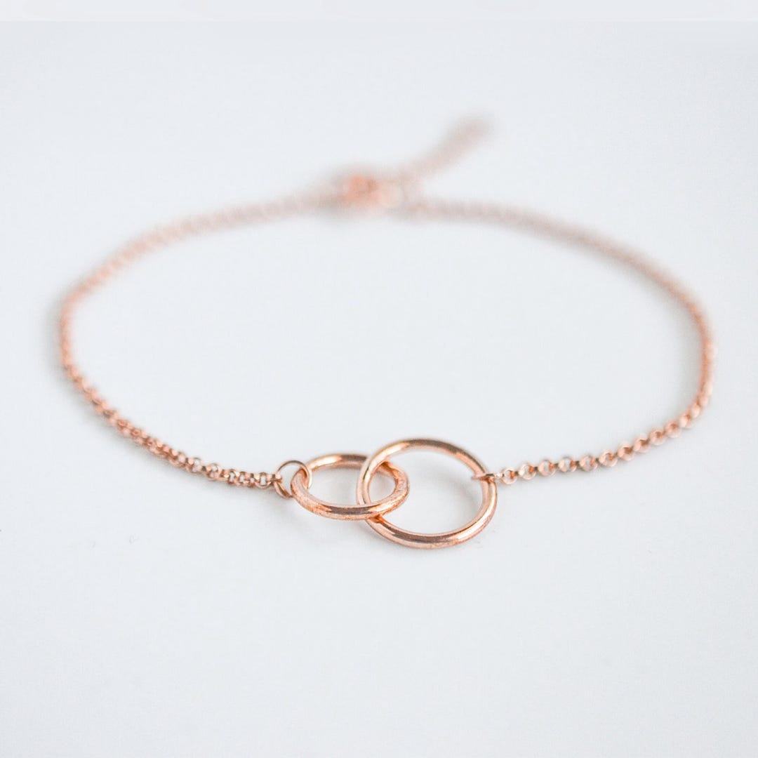 Sterling Silver Interlocking Circle Bracelet: Friendship Jewelry - Etsy