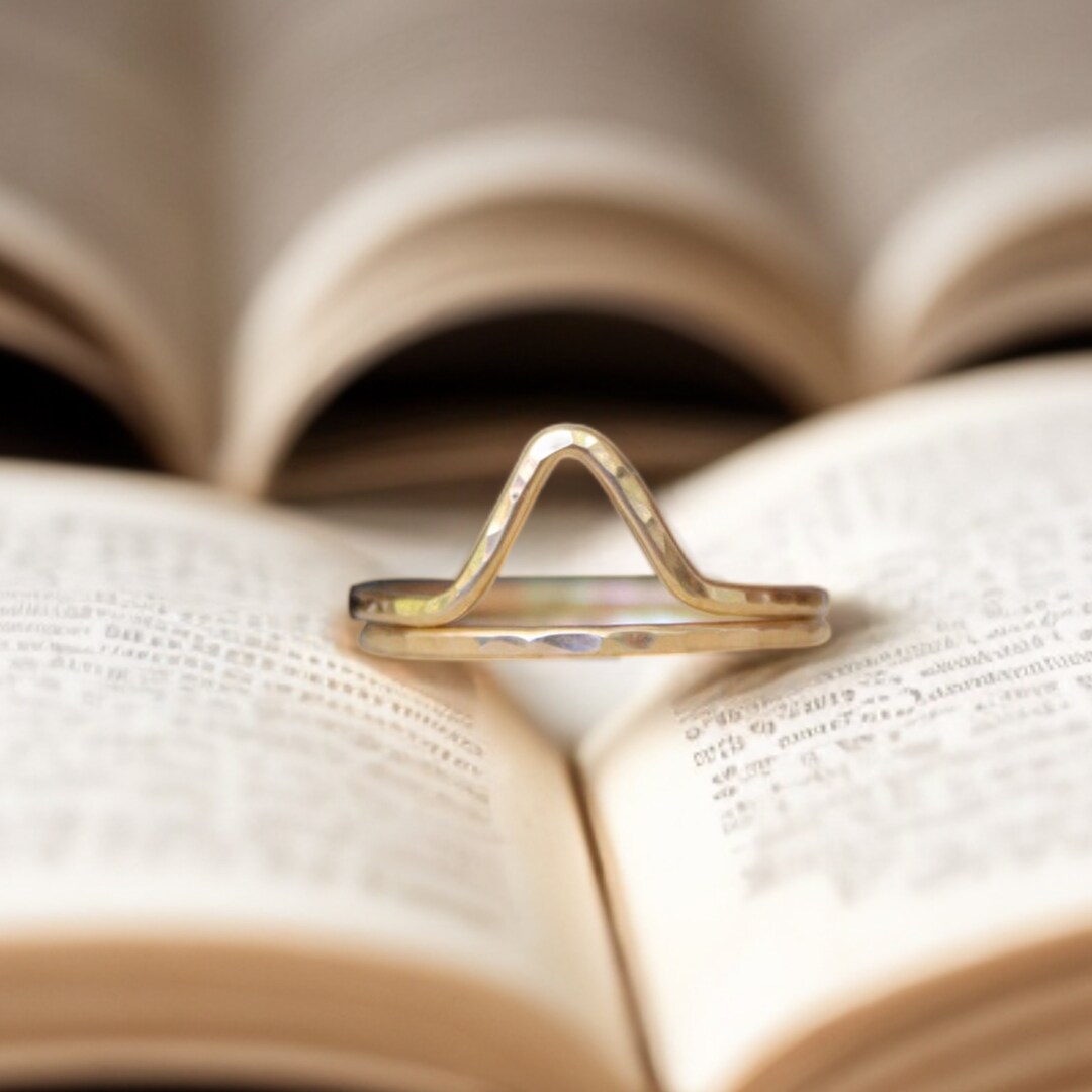 Stackable Hammered Peak Rings / 2 Set of Hammered Rings / Stacking Minimalist Rings / Chevron ...