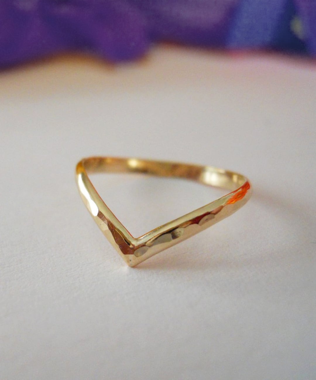 Gold Filled Hammered Chevron Ring | V Shape Curved Wedding Band ...