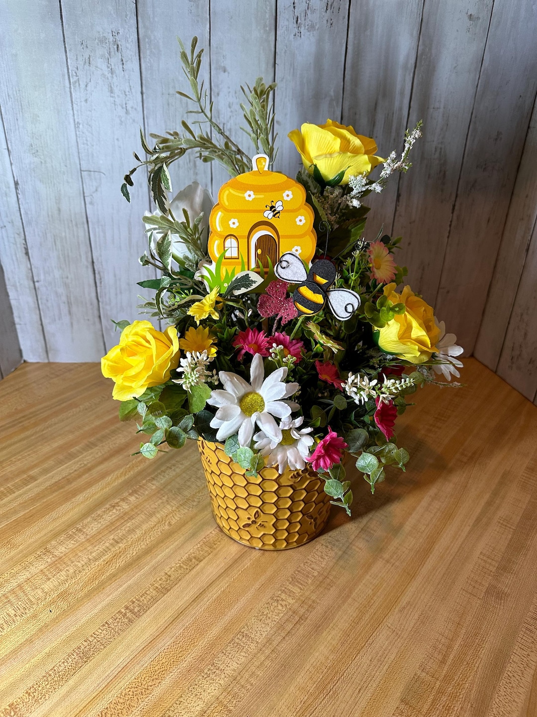 Bee Centerpiece, Be Hive Centerpiece, Spring Centerpiece, Summer ...