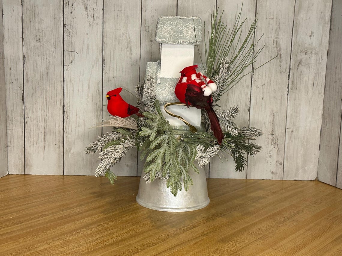Winter Cardinal Centerpiece - Etsy