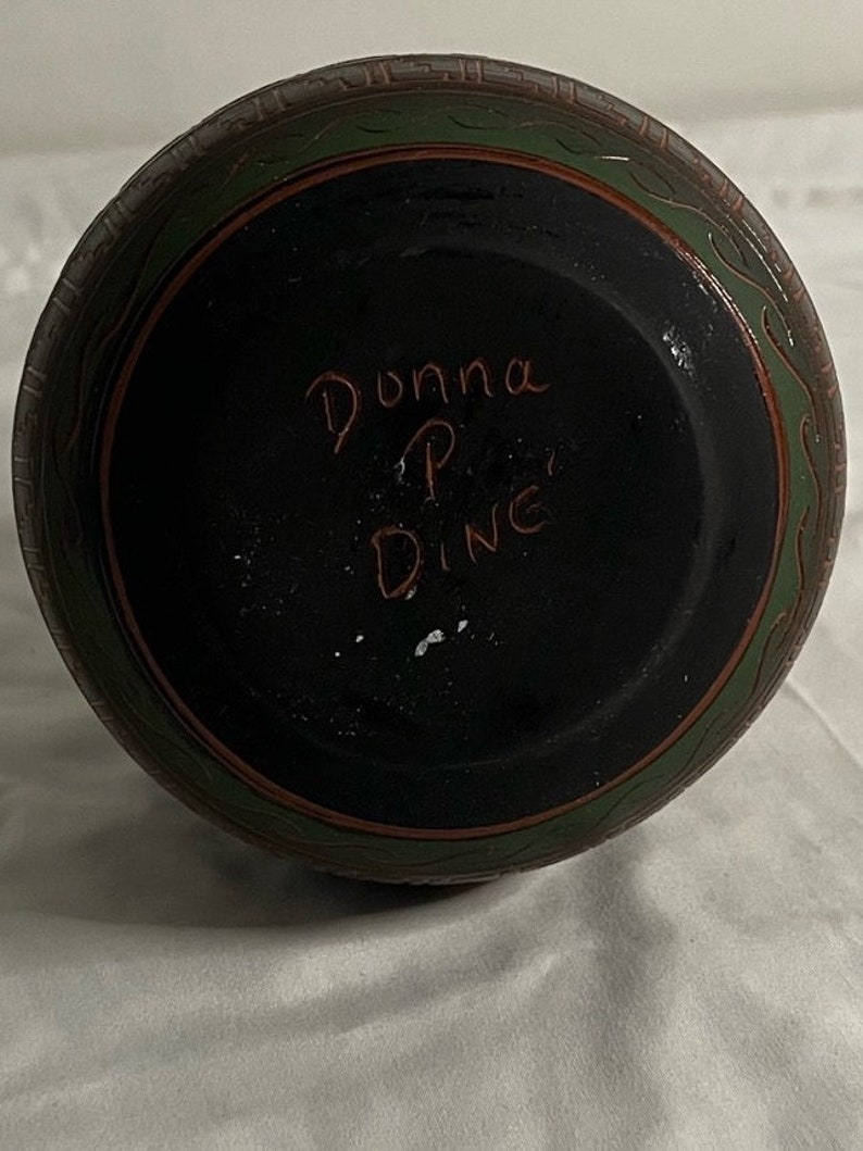 Etched Navajo Dine Pottery Signed Donna T. Dine - Etsy