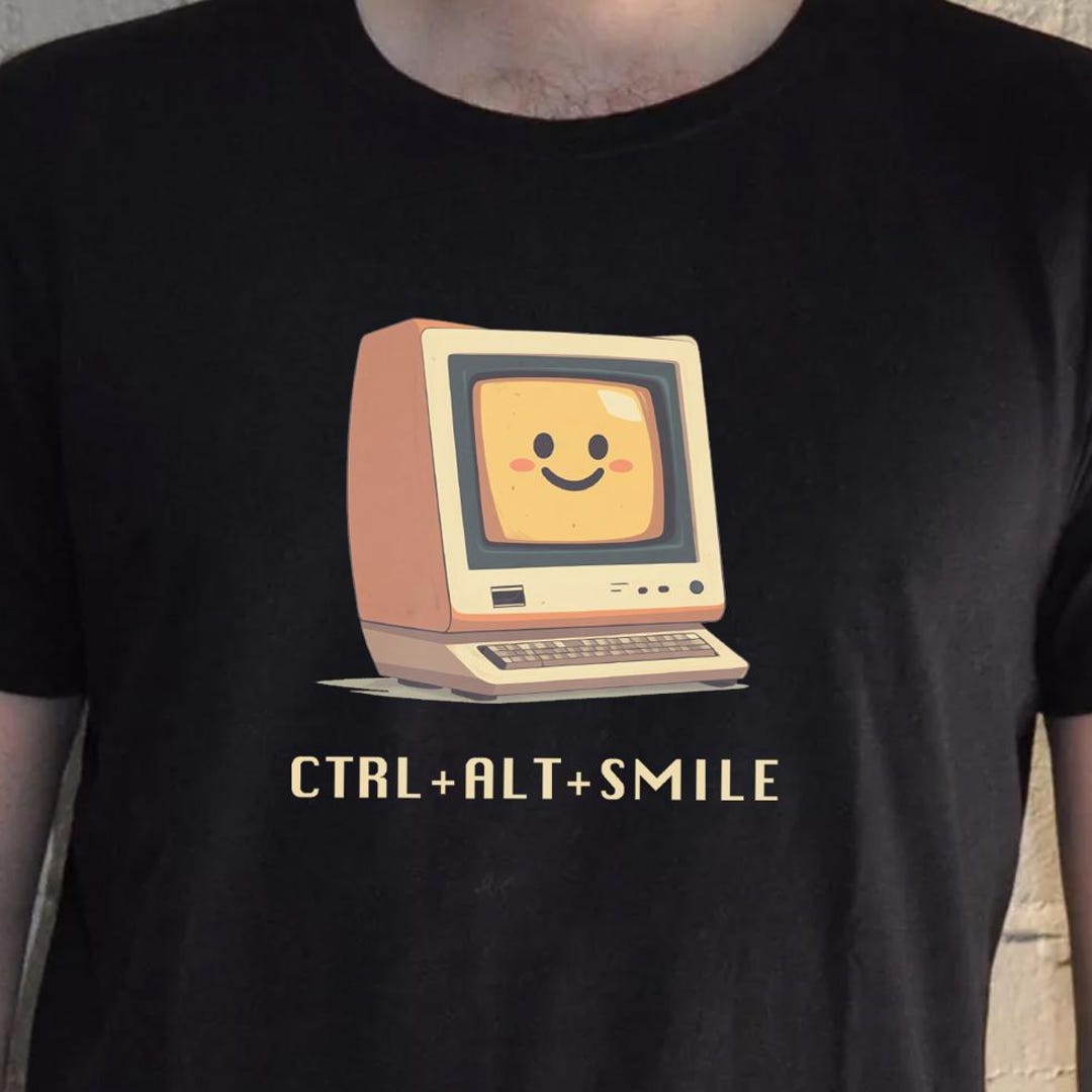 Ctrl + Alt + SMILE Vintage Computer Tech Retro T-shirt - Smiley Face IT ...