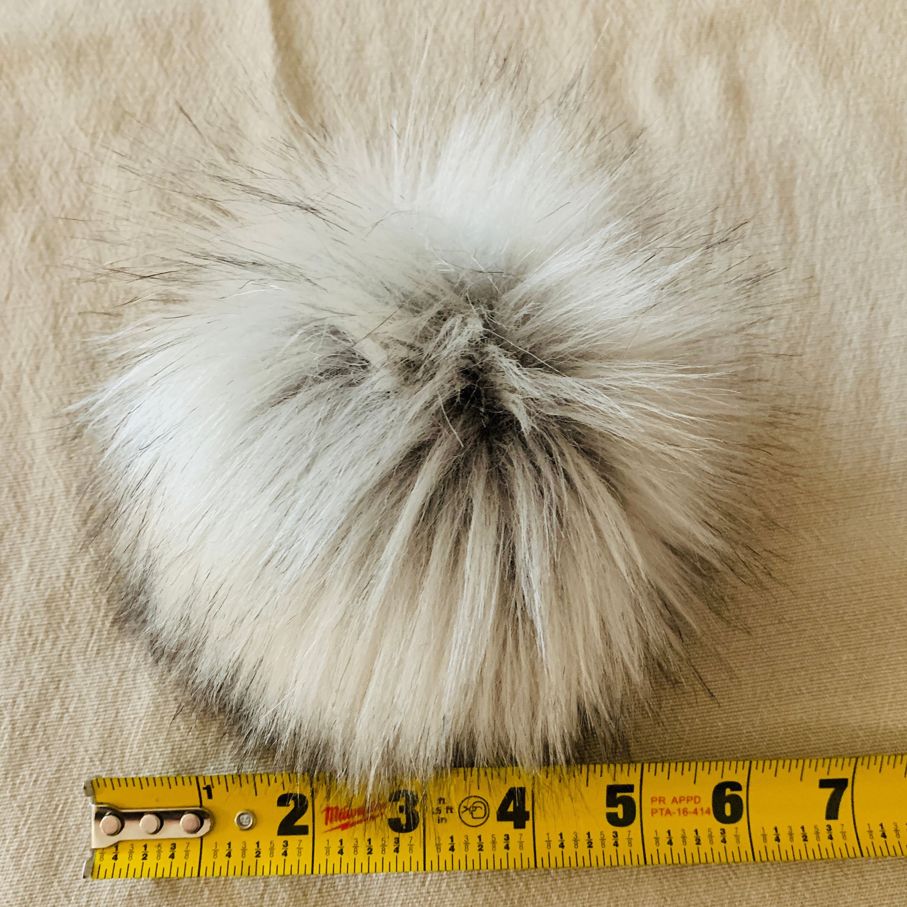 Alaskan Husky Faux Fur Pom Pom White Black Fake Fur Pom Xlarge Faux Fur ...