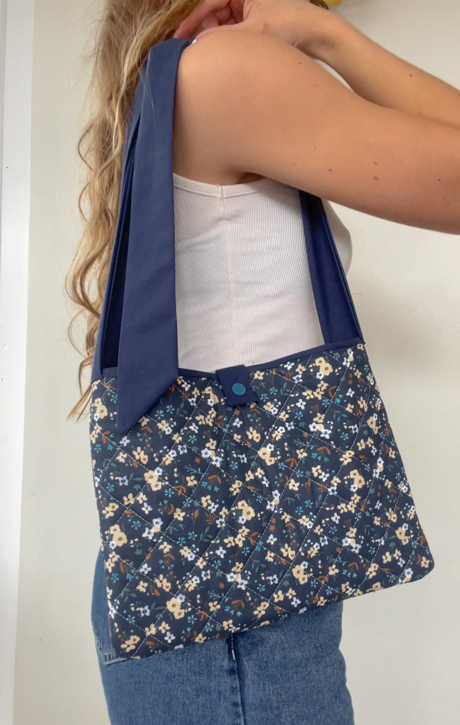 The Quilted Bow Bag Sewing Pattern 2 Sizes, Quilted Bag Sewing Pattern ...