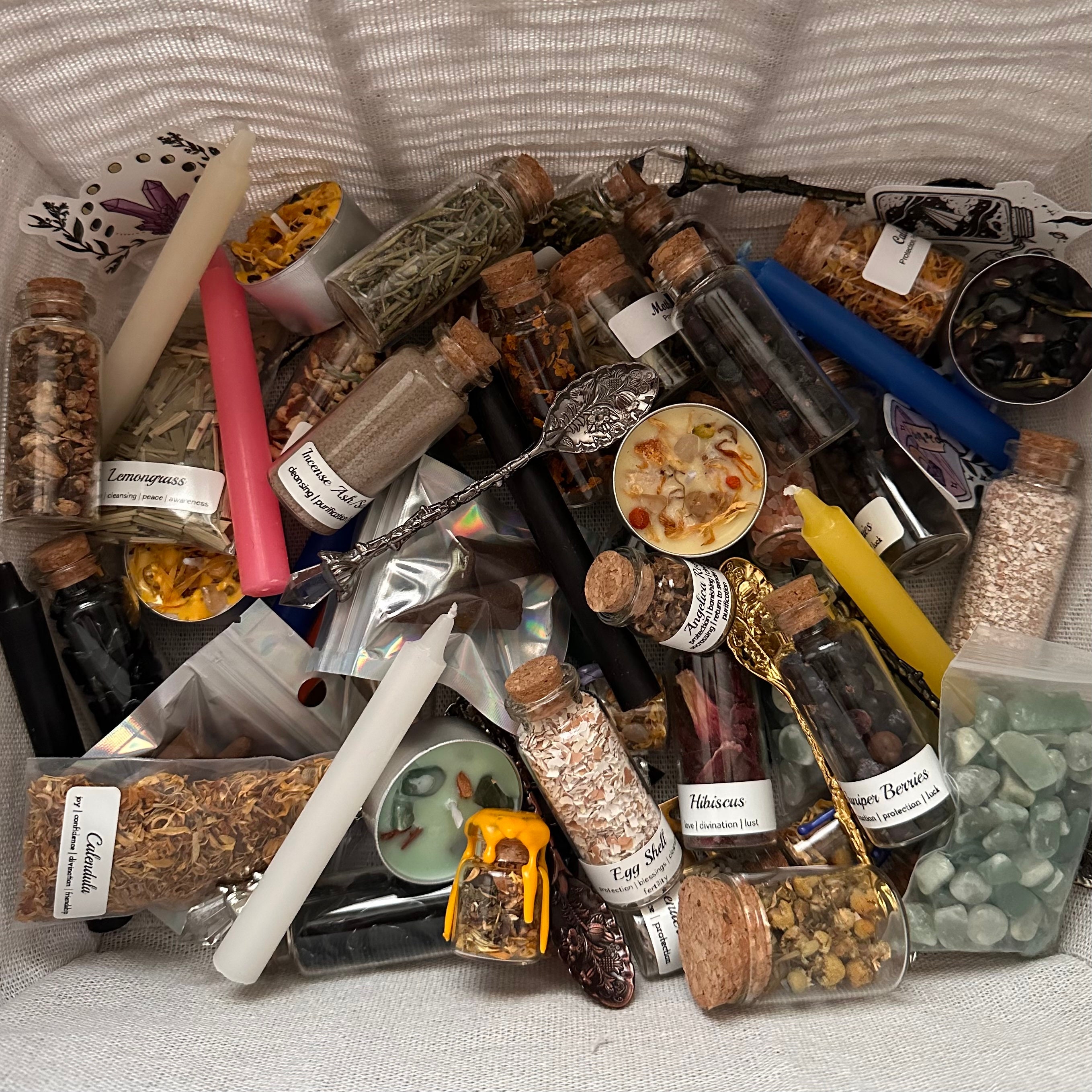 Witch Ritual Confetti Spell Ingredient Confetti - Etsy