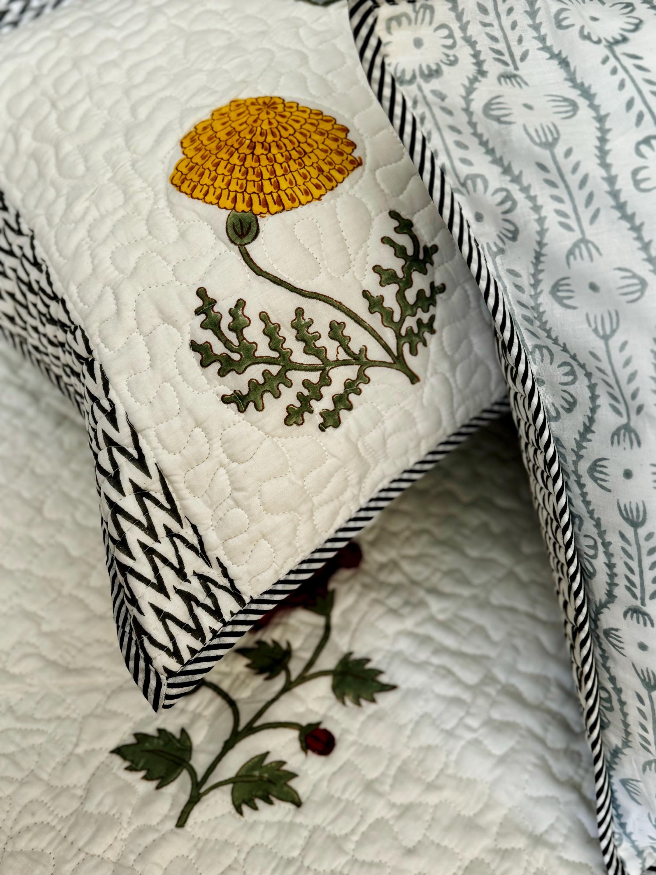 Marigold King Cotton Quilt With 2 Shams - Etsy