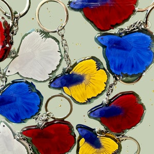 Mustard Gas Betta Fish Keychains | Halfmoon Fighting Fish Acrylic ...