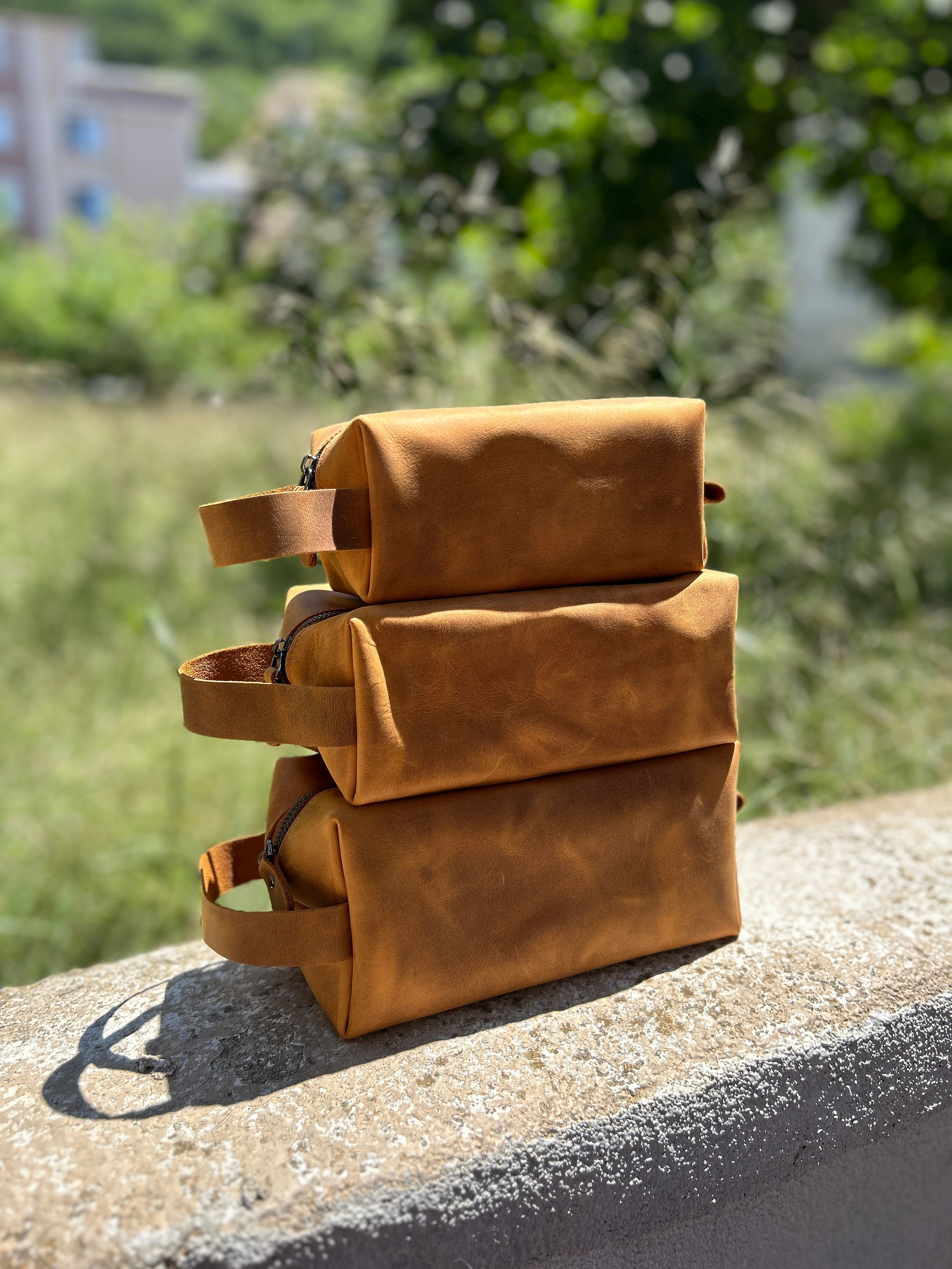 Custom Leather Toiletry Bag, Personalized Leather Dopp Kit, Engraving ...