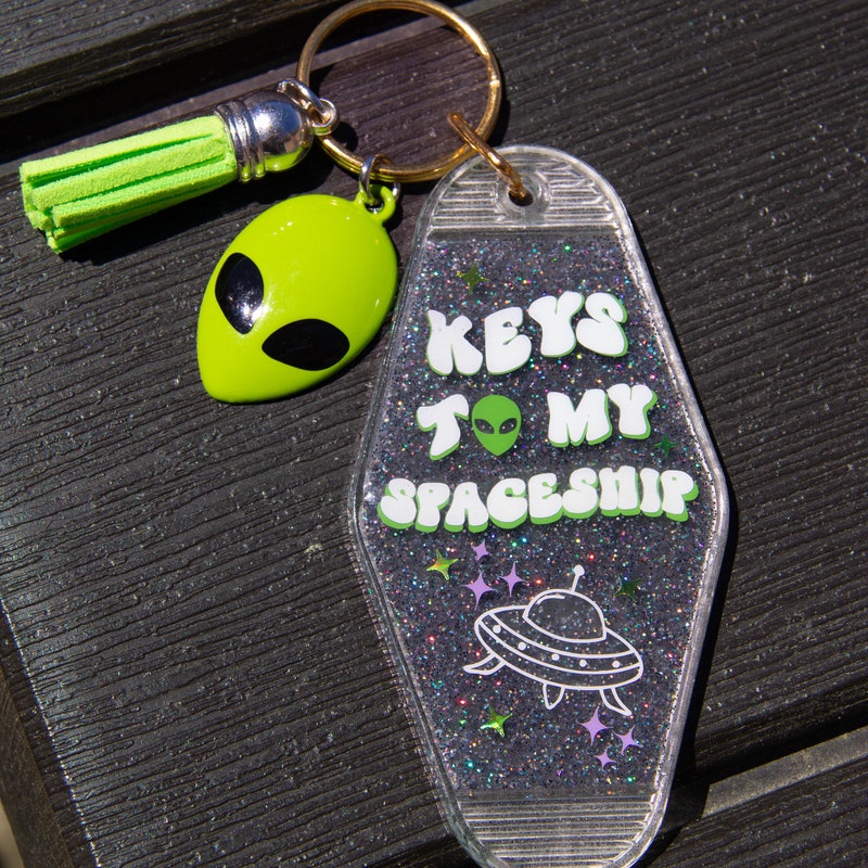 Alien Spaceship - Etsy