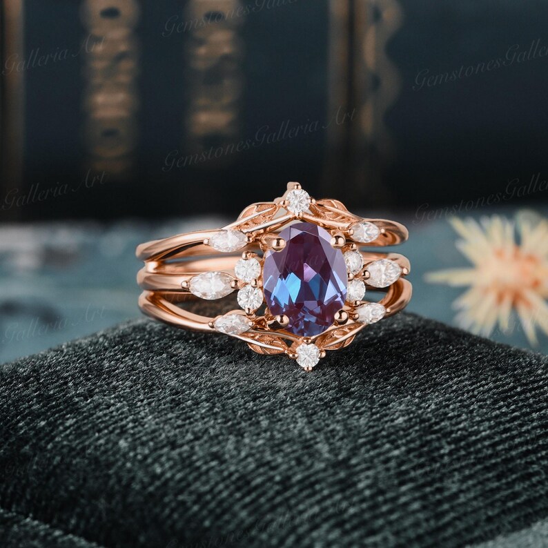 Color-change Alexandrite Wedding Ring Oval Shaped Gemstone Ring ...