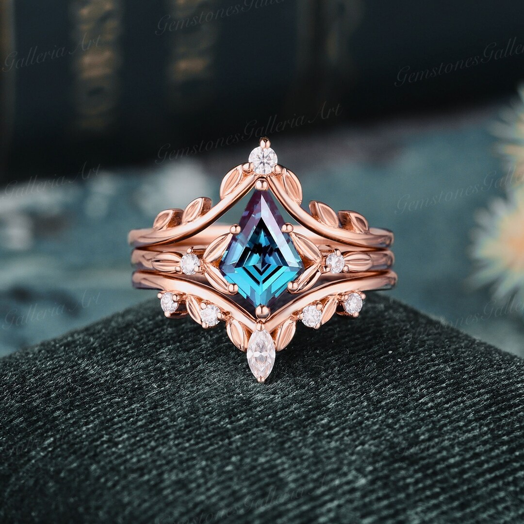 Nature Inspired Color-change Alexandrite Moissanite Bridal Set Cluster ...