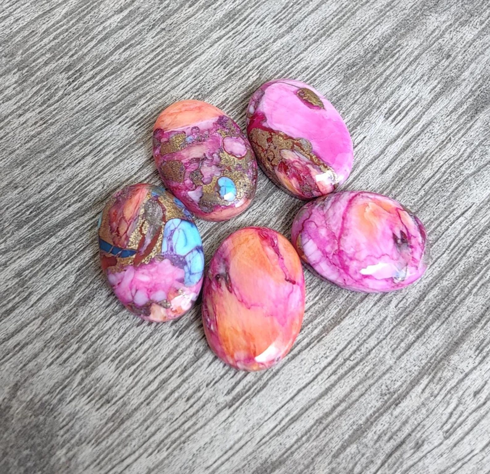 AAA+ Quality Natural Pink Spiny Oyster Turquoise Oval Cabochon: Flat ...