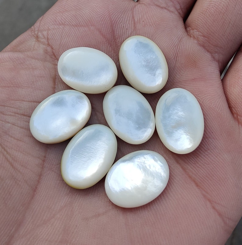 AAA+ Oval Mother of Pearl Cabochon: Calibrated Gemstone - Etsy