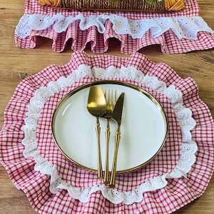Linen Placemat in Red Gingham, Red Gingham Ruffle Round Placemats ...