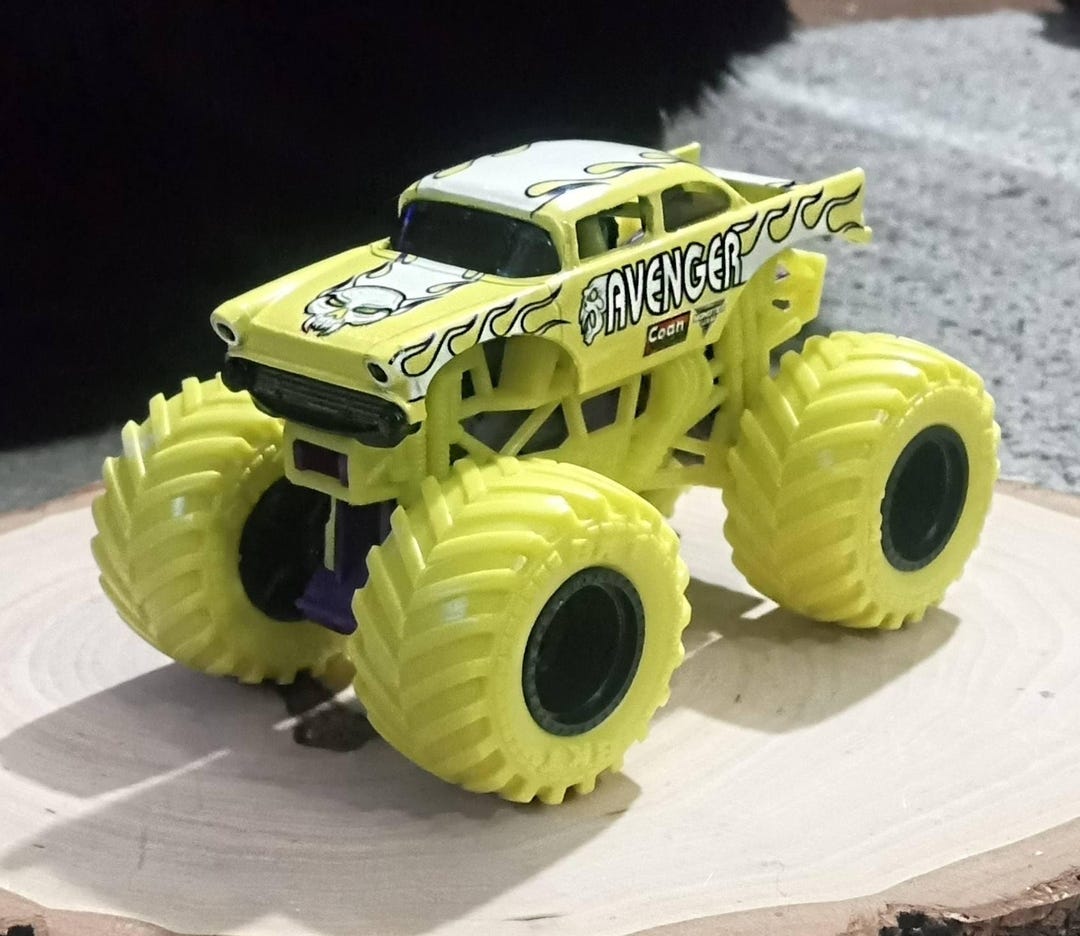 Spin Master Monster Jam Avenger Monster Truck 1/64 Scale - Etsy