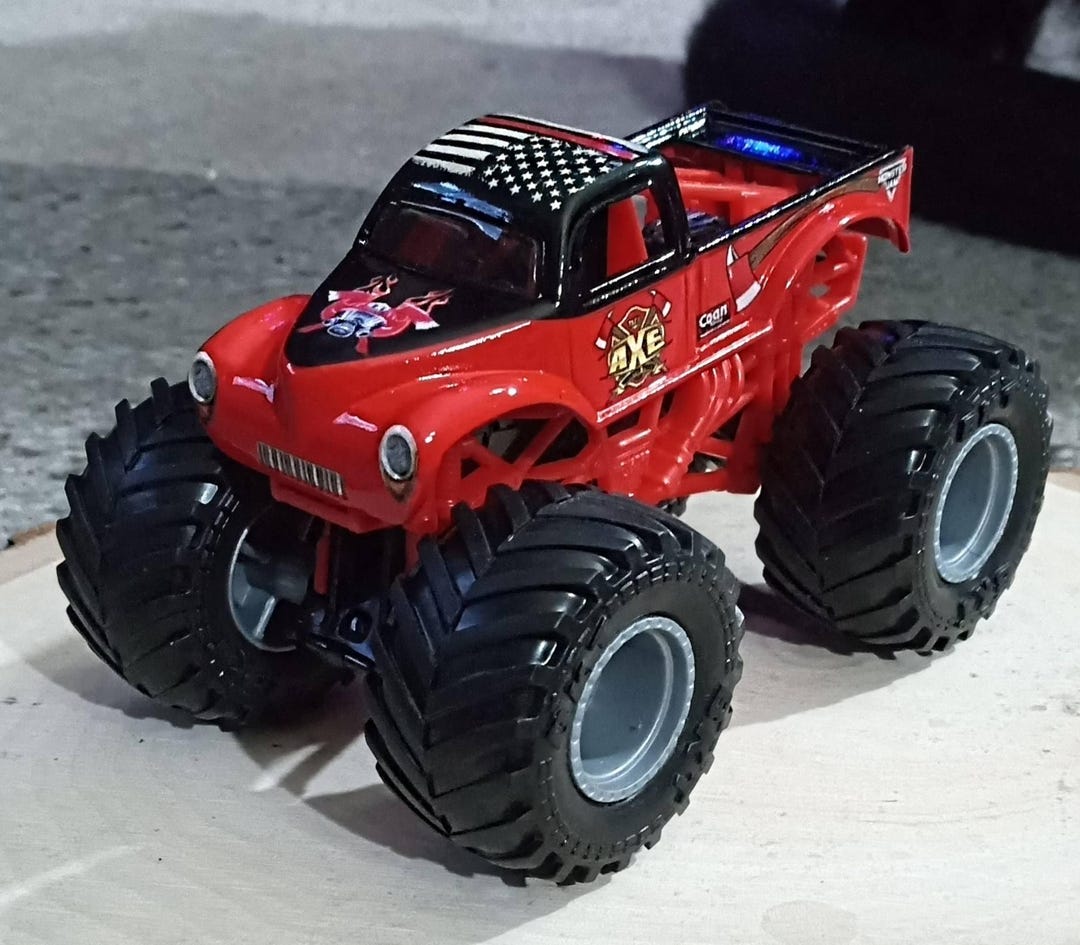 Spin Master Monster Jam Axe Monster Truck 1/64 Scale - Etsy