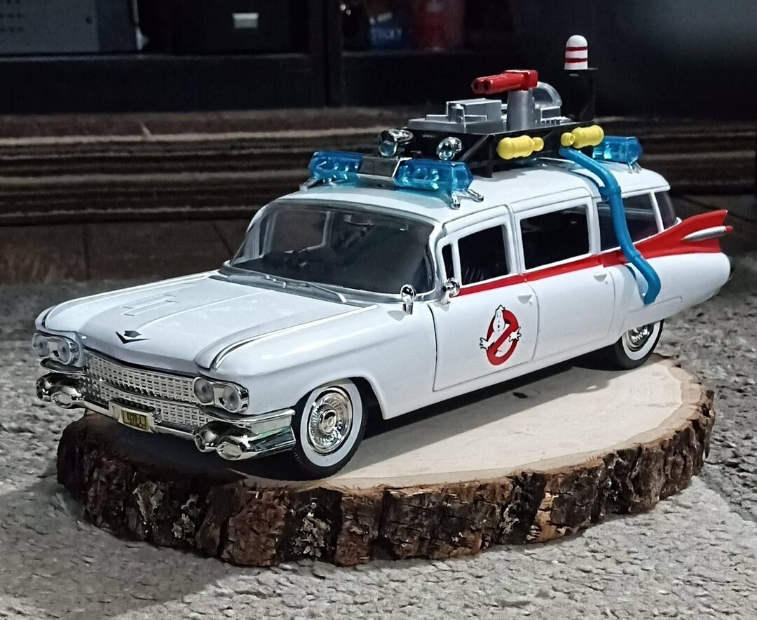 Jada Hollywood Rides Ghostbusters Ecto 1 1/24 Scale Rubber Tires ...