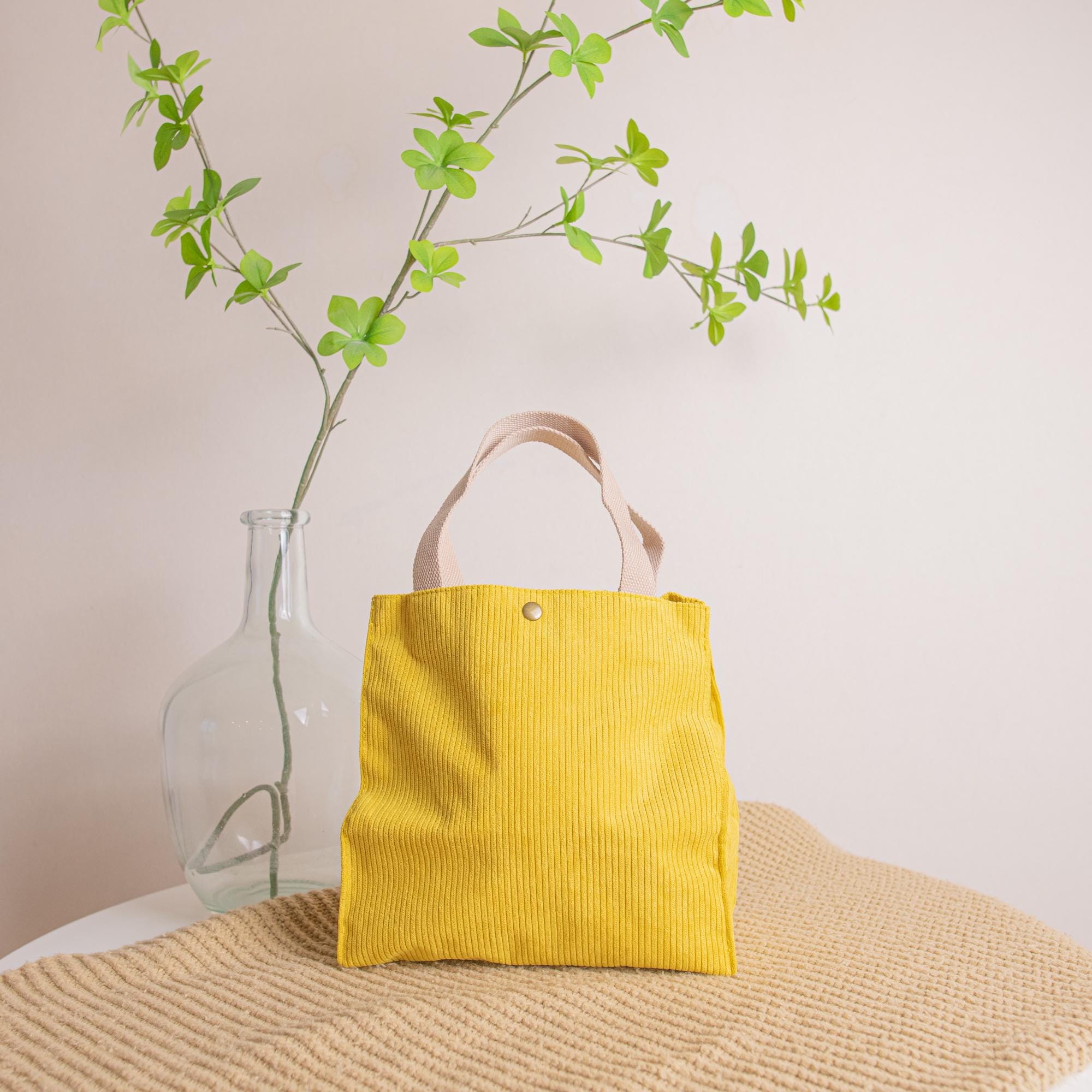 Personalized Embroidered Lunch Bag: Insulated Custom Tote - Etsy