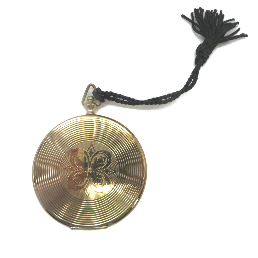 Vintage Volupte Compact, Gold Tone Round Made in USA, Mid Century ...
