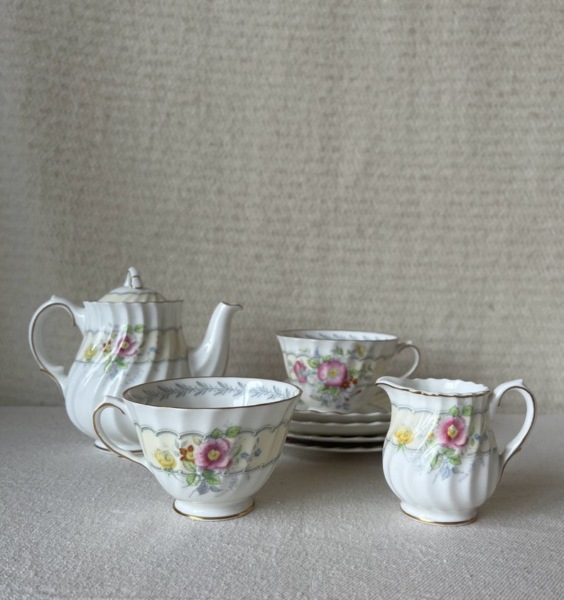 Royal Doulton Farley Fine Bone China Set of 8/ Vintage Tea Set H4882 ...