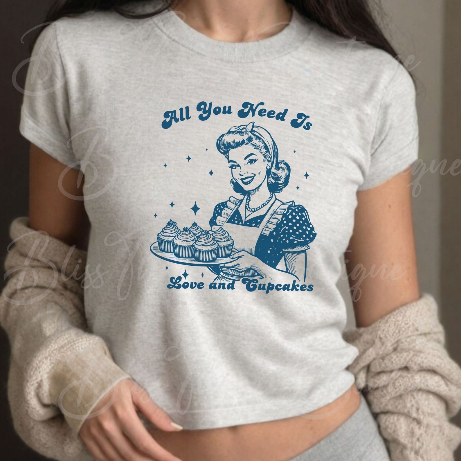 All You Need is Love and Cupcakes Y2K Baby Tee, 90's Style Meme Tshirte ...