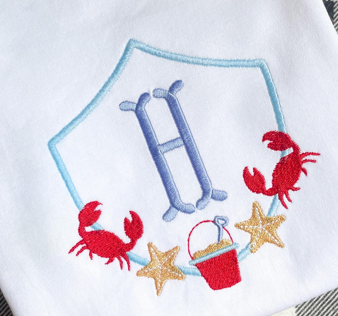 Crab Crest Frame Embroidery Design, Beach Crab Monogram Frame ...